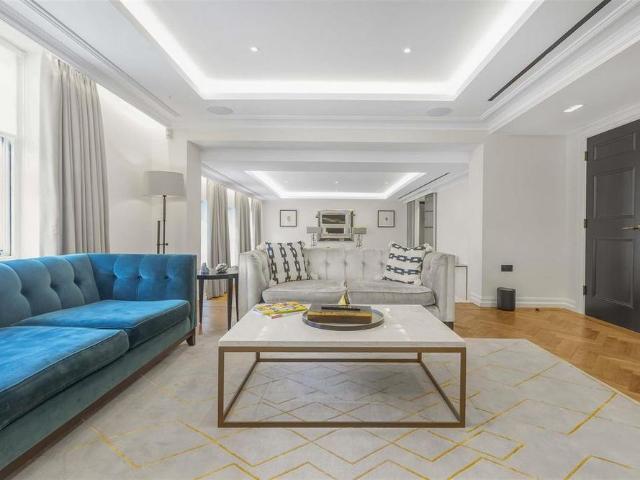 3 bedroom flat to rent