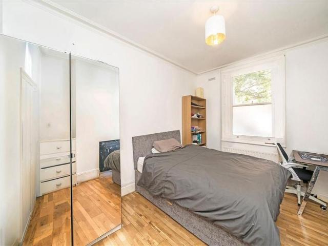 3 bedroom flat to rent