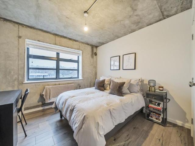 3 bedroom flat to rent