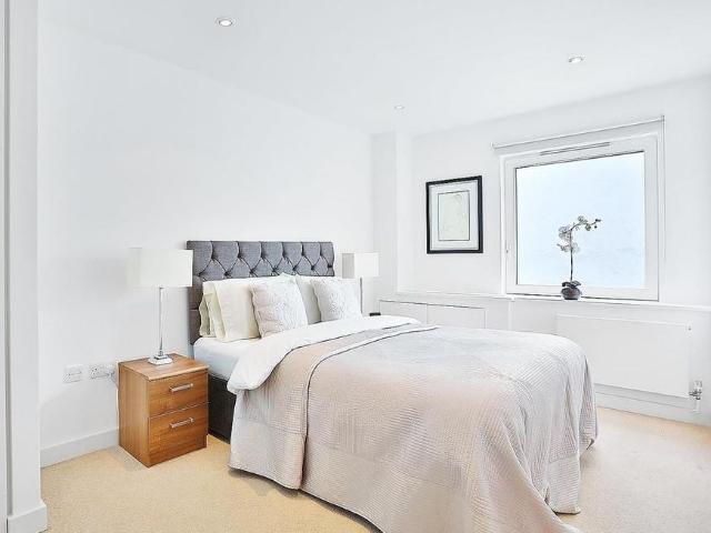 3 bedroom flat to rent
