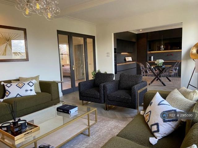 3 bedroom flat to rent