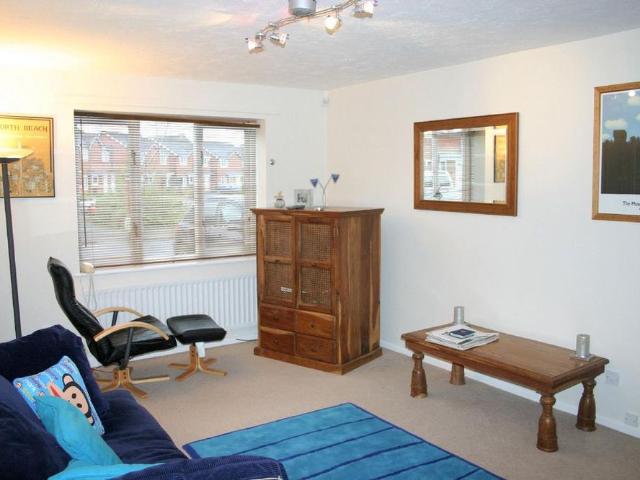 3 bedroom flat to rent