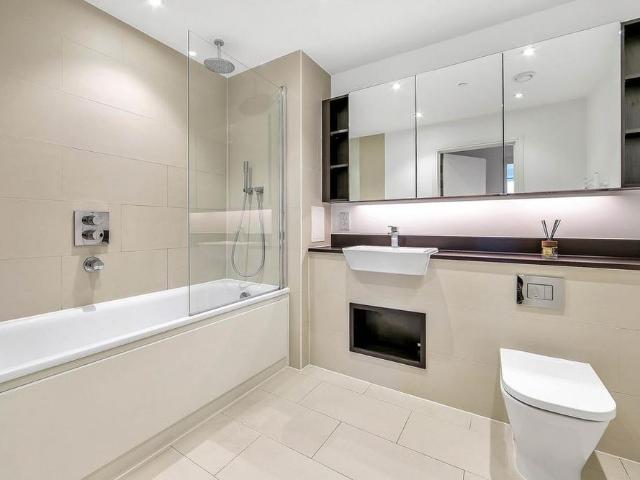 3 bedroom flat to rent