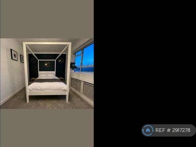 3 bedroom flat to rent