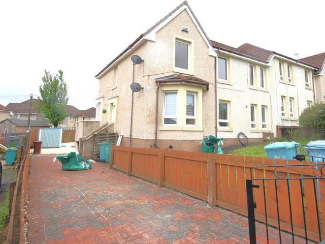 3 bedroom flat to rent