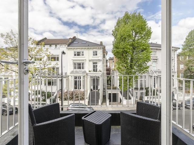 3 bedroom flat to rent