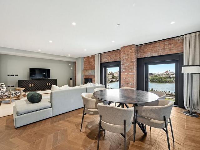 3 bedroom flat to rent