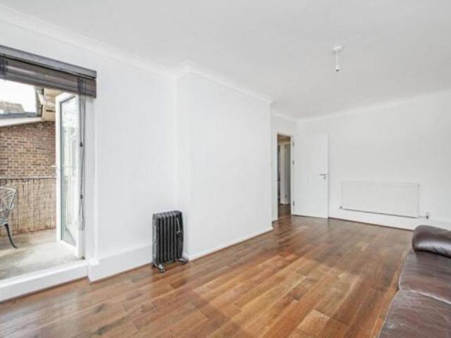 3 bedroom flat to rent
