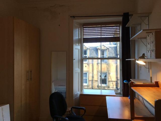 3 bedroom flat to rent