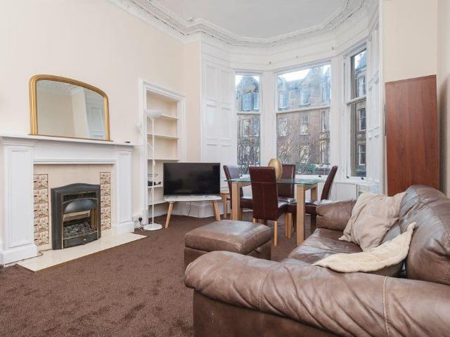 3 bedroom flat to rent