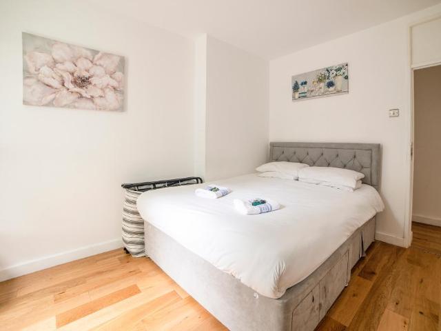 3 Bedroom Flat To Rent