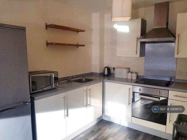 3 bedroom flat to rent