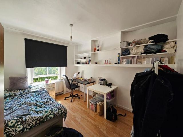 3 bedroom flat to rent