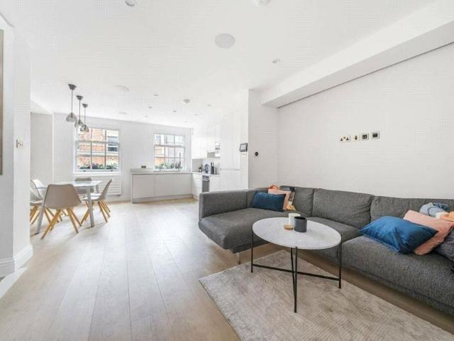 3 bedroom flat to rent