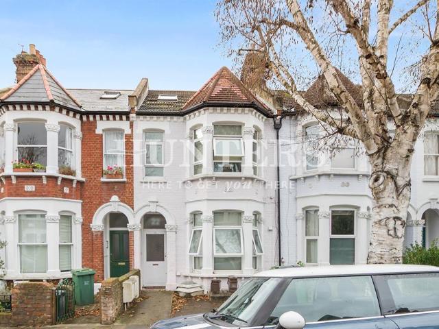 3 bedroom flat to rent