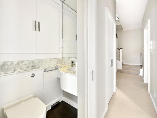 3 bedroom flat to rent