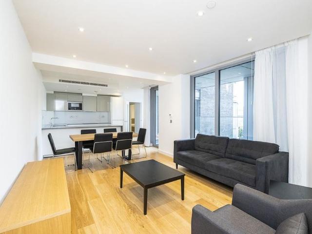 3 bedroom flat to rent