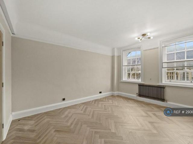 3 bedroom flat to rent