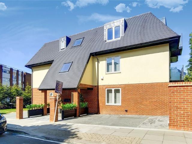 3 Bedroom Flat to Rent