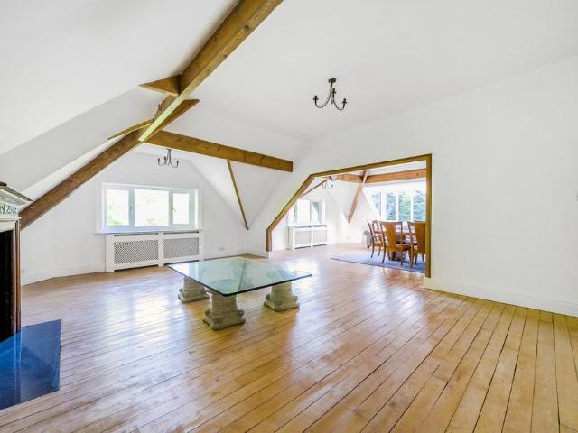 3 bedroom flat to rent