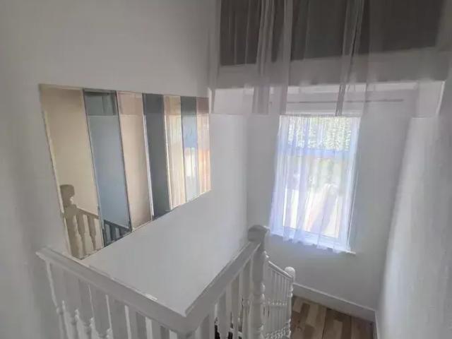 3 bedroom flat to rent