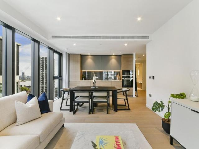 3 bedroom flat to rent