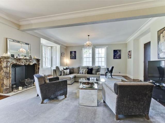 3 bedroom flat to rent