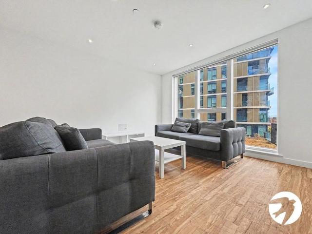 3 bedroom flat to rent