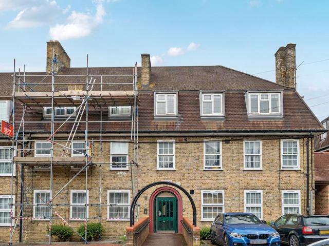 3 bedroom flat to rent