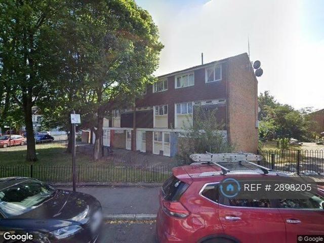 3 bedroom flat to rent