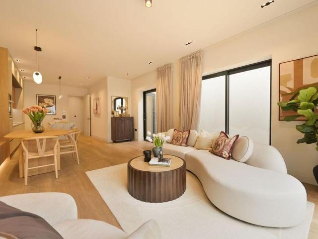 3 bedroom flat to rent