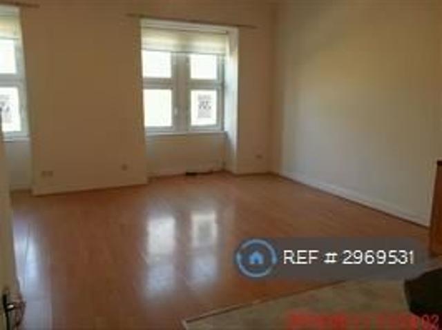 3 bedroom flat to rent