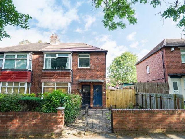 3 bedroom flat to rent