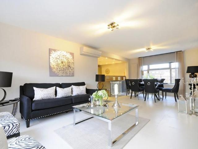 3 bedroom flat to rent