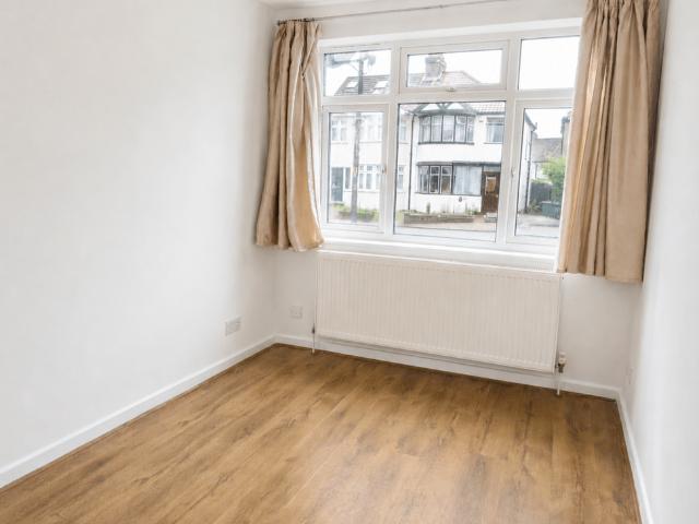 3 bedroom flat to rent