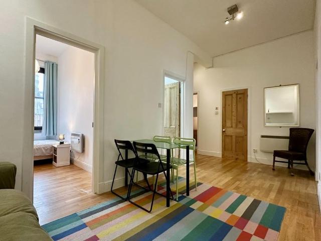 3 bedroom flat to rent