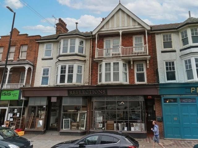 3 bedroom flat to rent