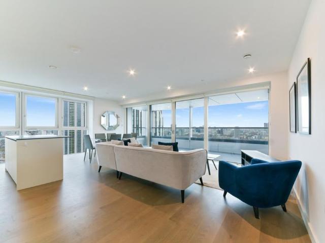 3 bedroom flat to rent
