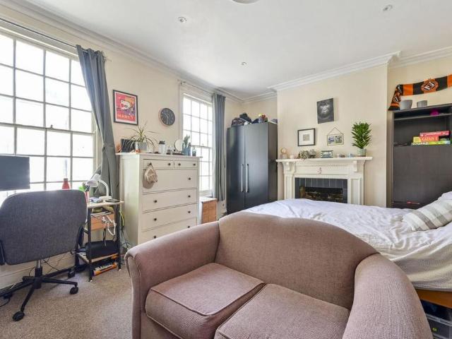 3 bedroom flat to rent