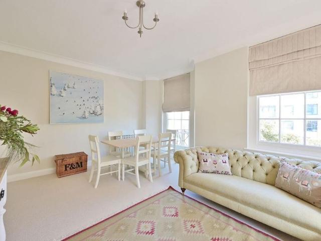 3 bedroom flat to rent