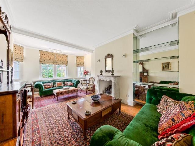 3 bedroom flat to rent