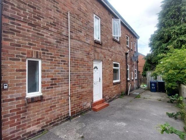 3 bedroom flat to rent