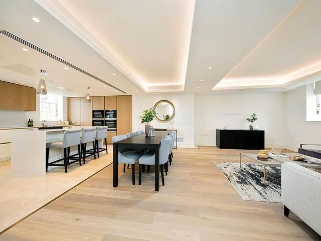 3 bedroom flat to rent