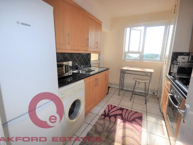 3 bedroom flat to rent