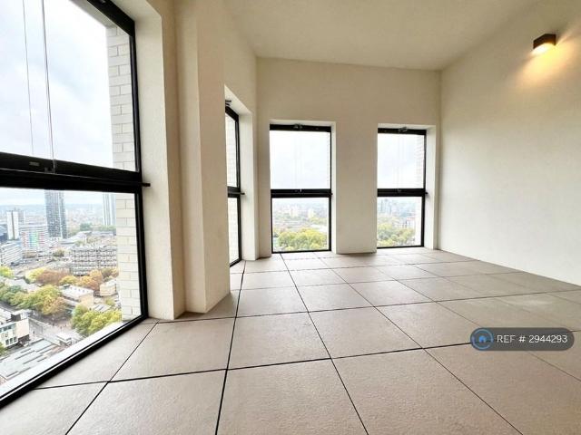 3 bedroom flat to rent