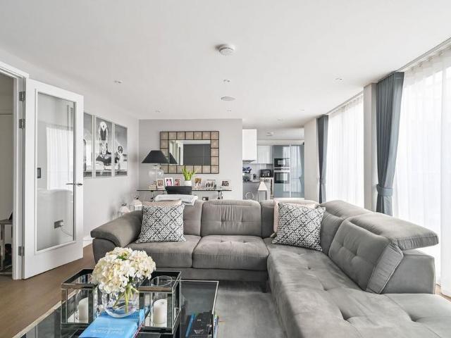 3 bedroom flat to rent