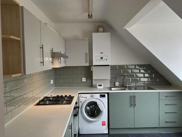 3 bedroom flat to rent