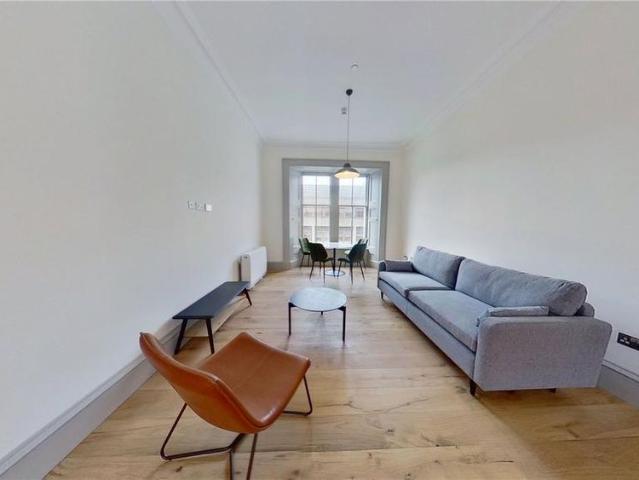 3 bedroom flat to rent