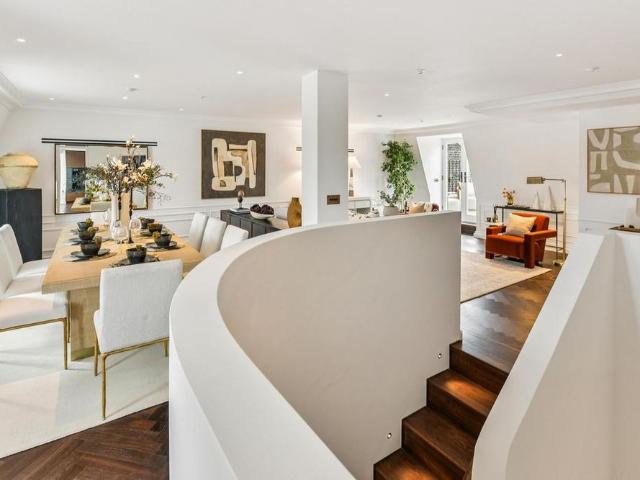 3 bedroom flat to rent