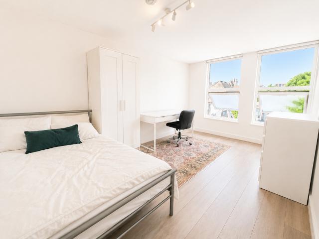 3 bedroom flat to rent